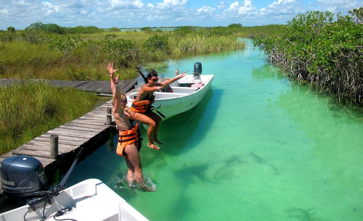 Ruins of Muyil tour & mini Sian Kaan & Cenotes hike